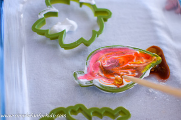 Marbled Leaves - Simple Fun for Kids