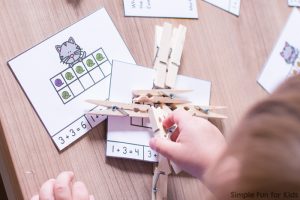 Cat and Yarn 10 Frame Addition Clip Cards - Simple Fun for Kids